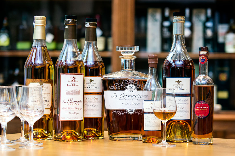 Blog - Koniak a brandy - czy to to samo? Najważniejsze różnice Krest.pl